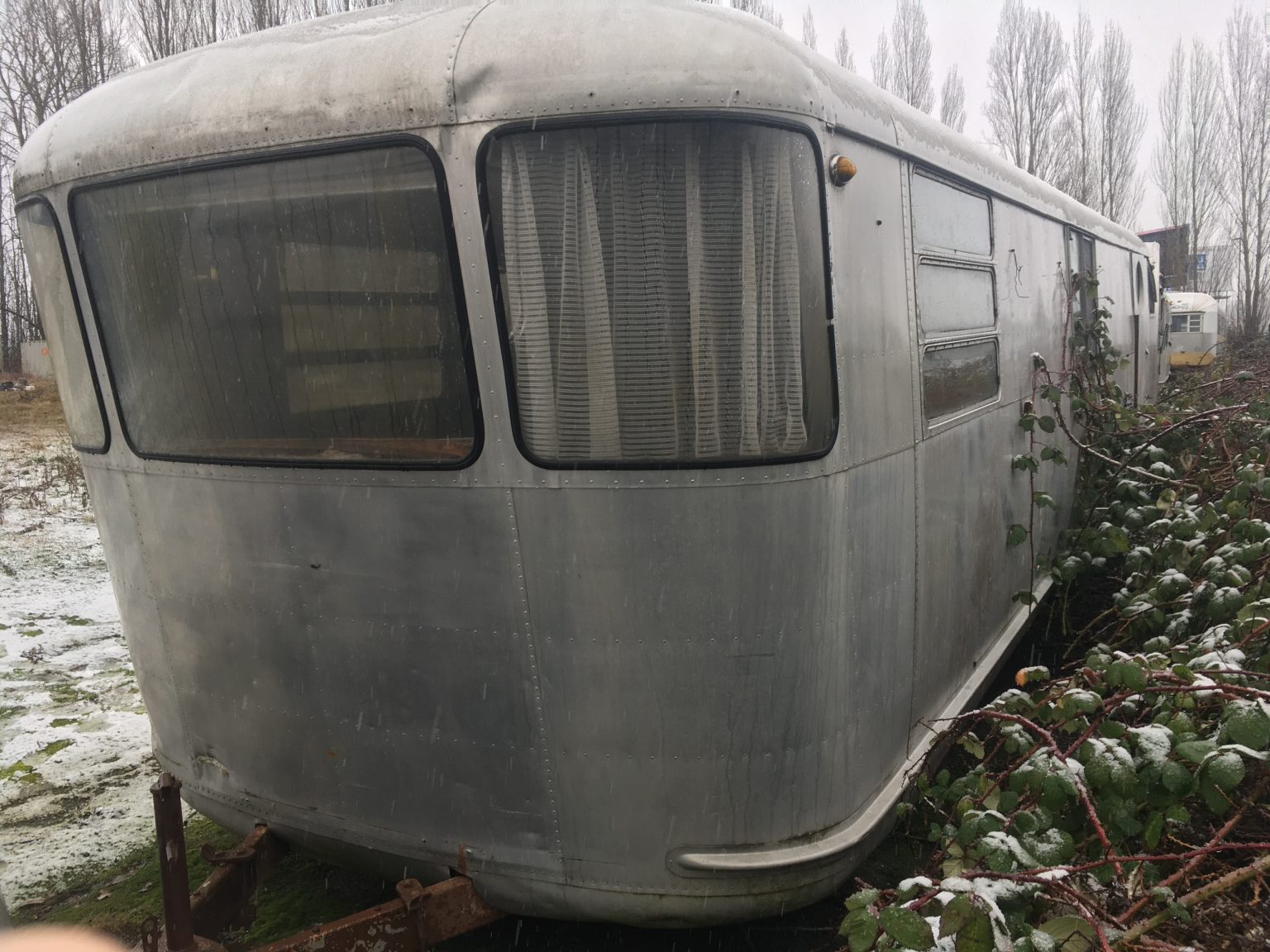 Vintage Travel Trailers, Spartan, Streamline, Shasta, Silver Streak ...